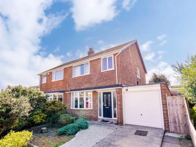 3 Bedroom Semi Detached House
