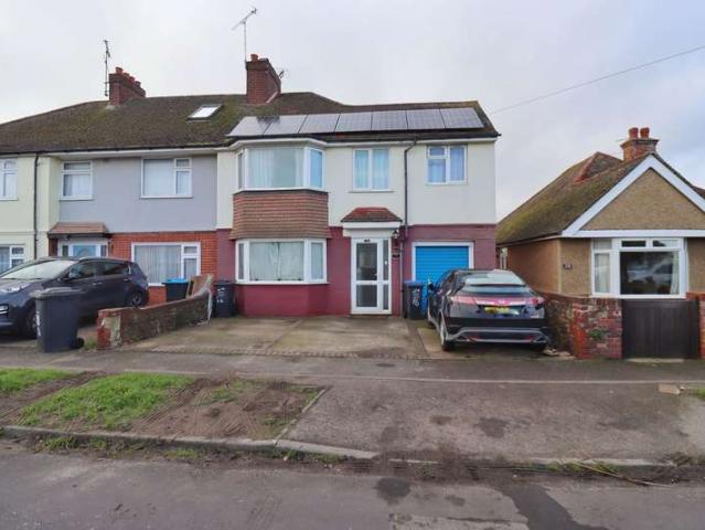3 Bedroom Semi Detached House