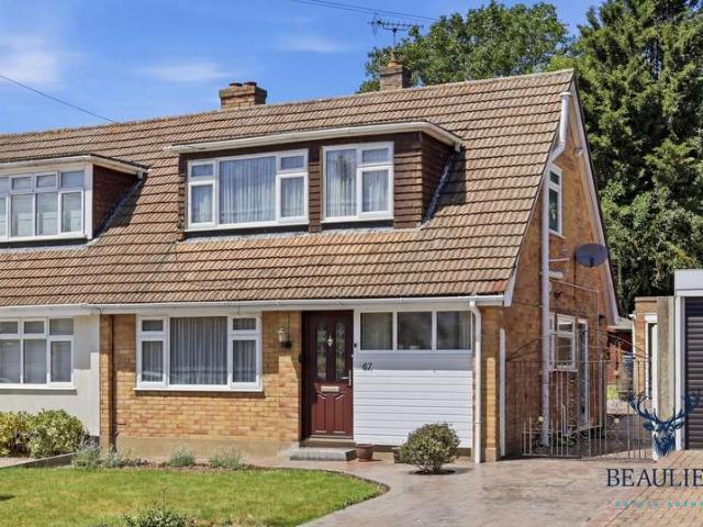 3 Bedroom Semi Detached House