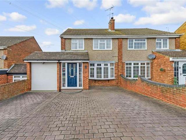 3 Bedroom Semi Detached House
