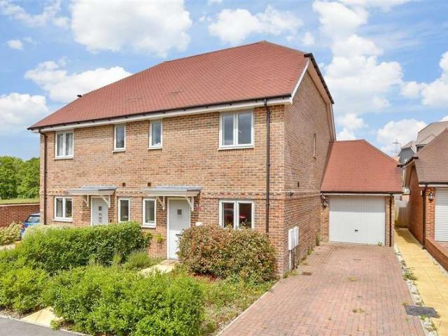 3 Bedroom Semi Detached House