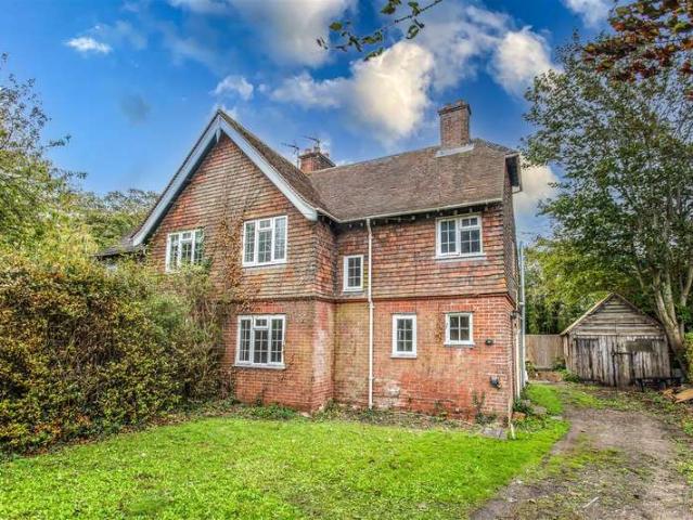 3 Bedroom Semi Detached House