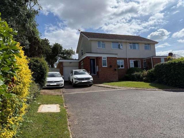 3 Bedroom Semi Detached House