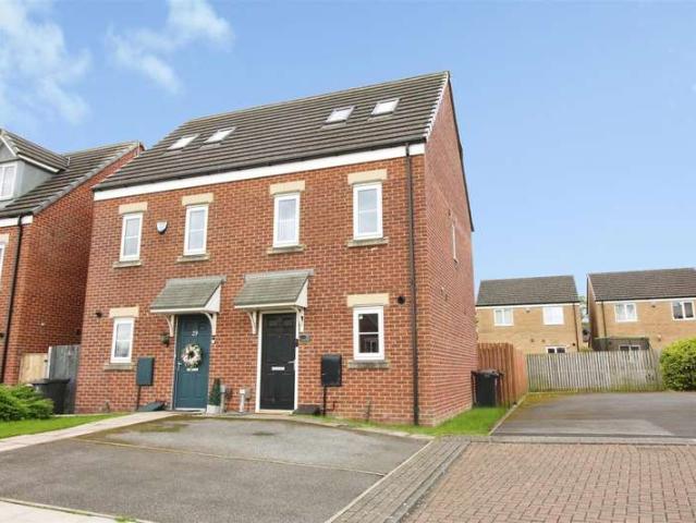 3 Bedroom Semi Detached House