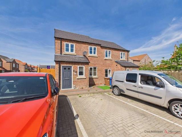 3 Bedroom Semi Detached House