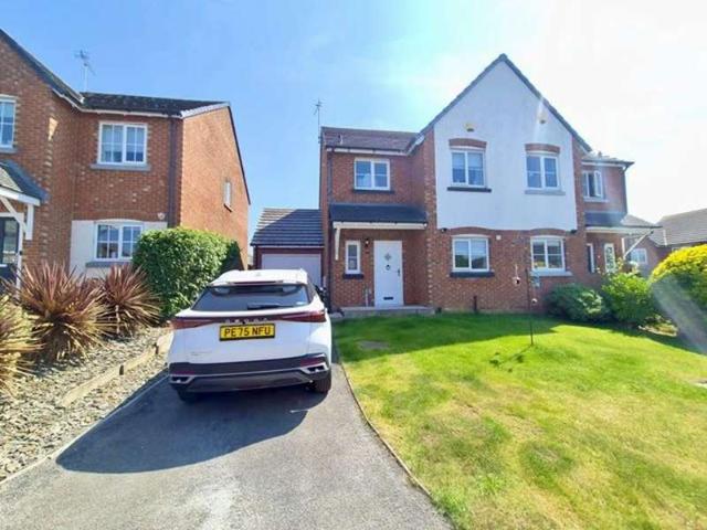 3 Bedroom Semi Detached House