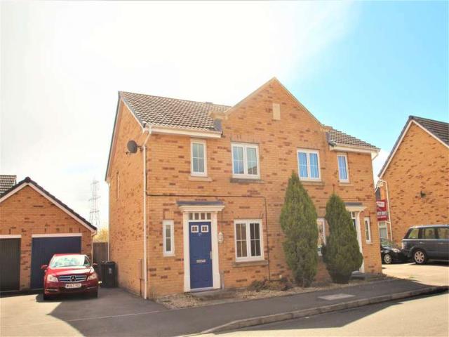 3 Bedroom Semi Detached House
