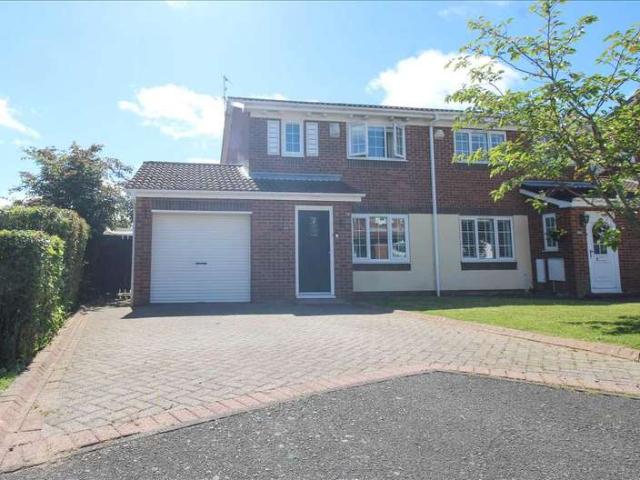 3 Bedroom Semi Detached House
