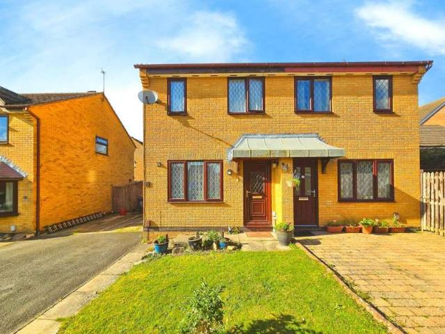 3 Bedroom Semi Detached House