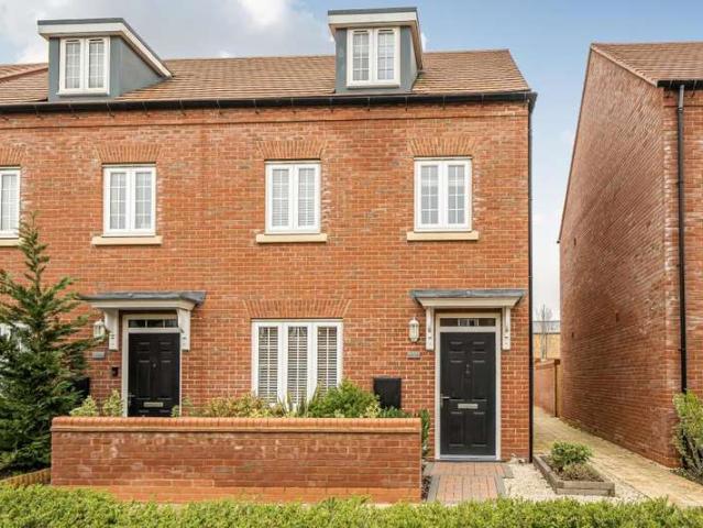 3 Bedroom Semi Detached House