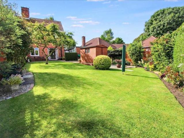3 Bedroom Semi Detached House