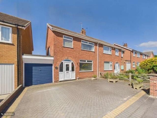 3 Bedroom Semi Detached House