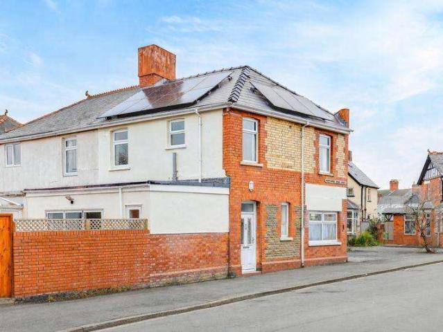 3 Bedroom Semi Detached House