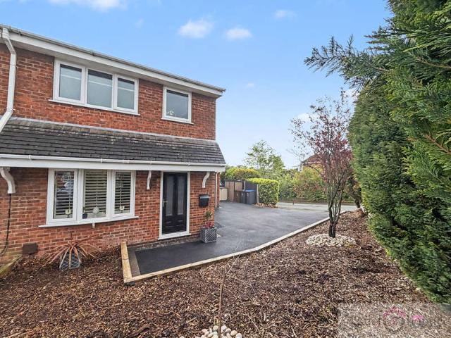 3 Bedroom Semi Detached House