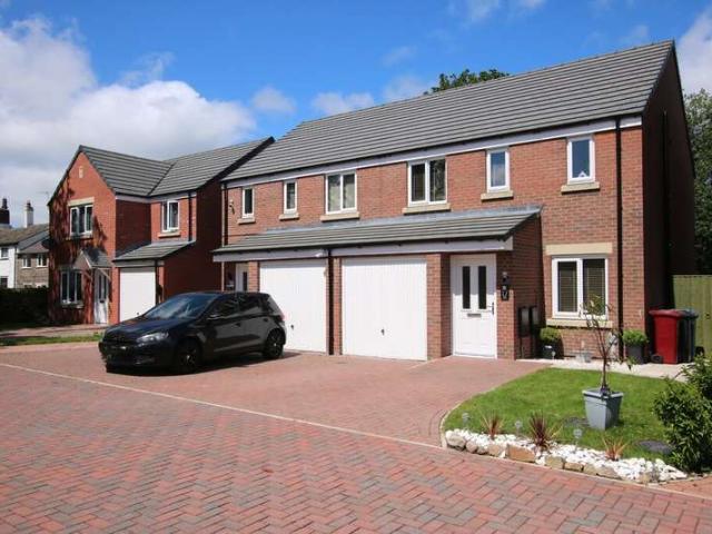 3 Bedroom Semi Detached House
