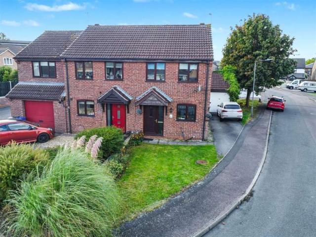 3 Bedroom Semi Detached House