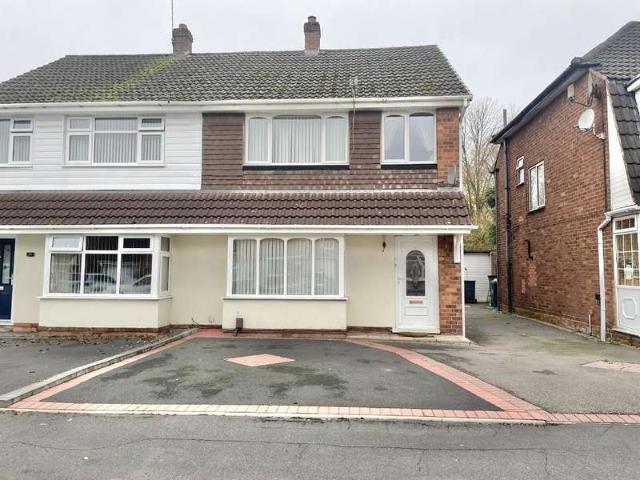 3 Bedroom Semi Detached House