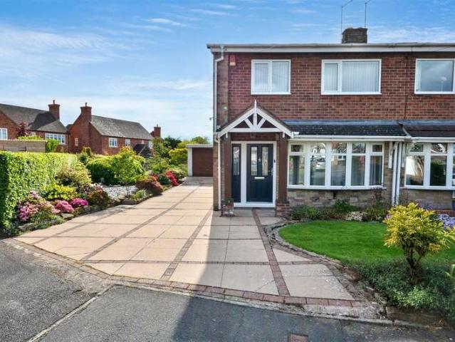 3 Bedroom Semi Detached House