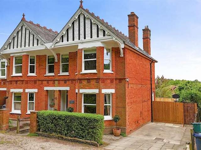 3 Bedroom Semi Detached House