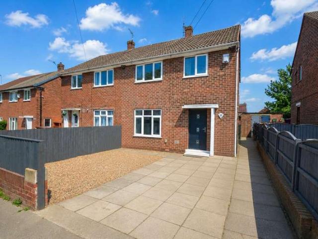 3 Bedroom Semi Detached House