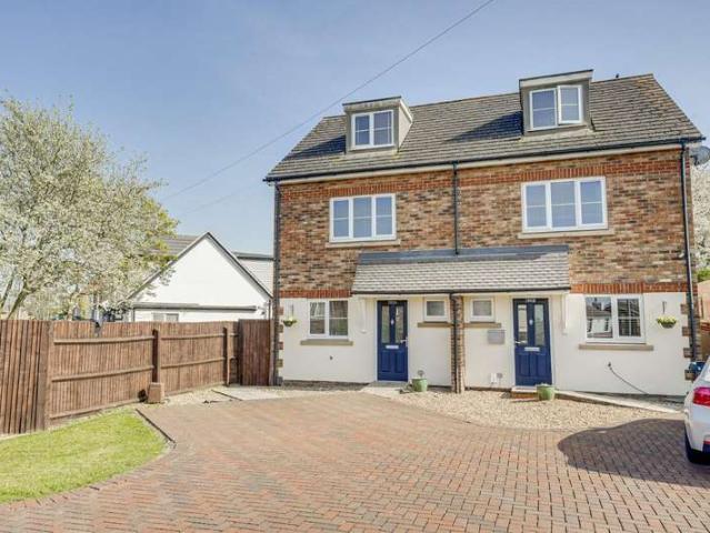 3 Bedroom Semi Detached House