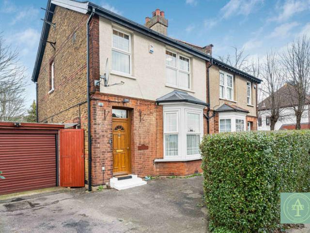 3 Bedroom Semi Detached House