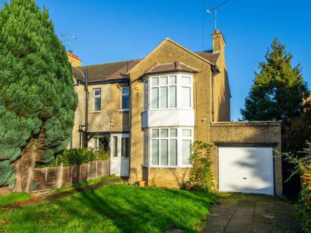 3 Bedroom Semi Detached House