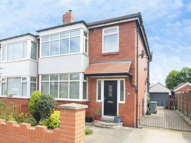 3 Bedroom Semi Detached House