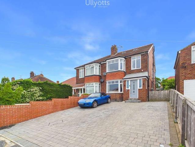 3 Bedroom Semi Detached House