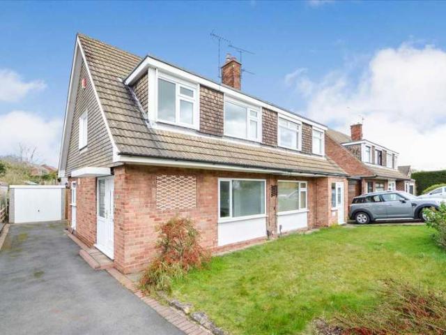 3 Bedroom Semi Detached House