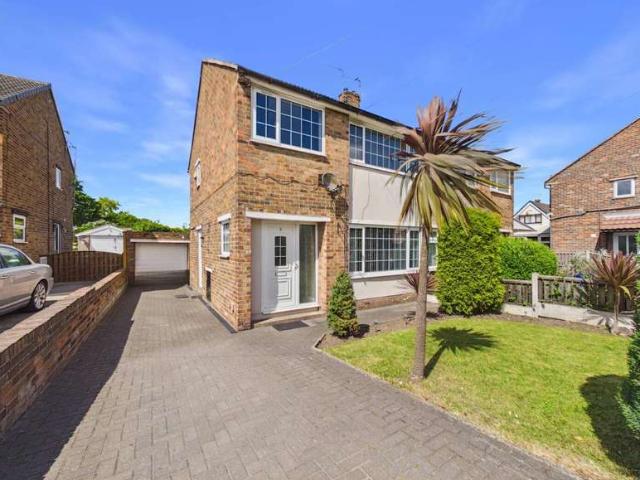 3 Bedroom Semi Detached House