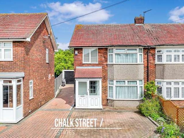 3 Bedroom Semi Detached House