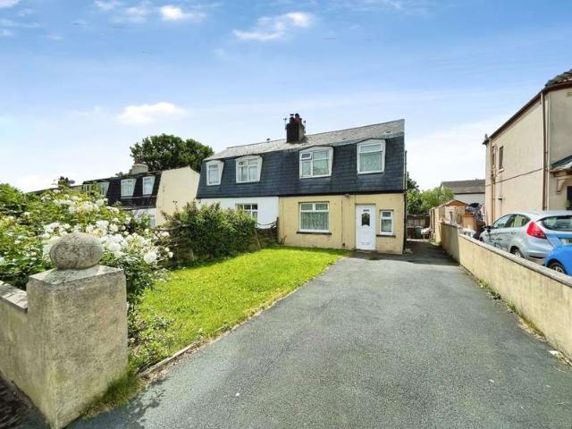 3 Bedroom Semi Detached House