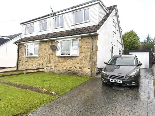 3 Bedroom Semi Detached House