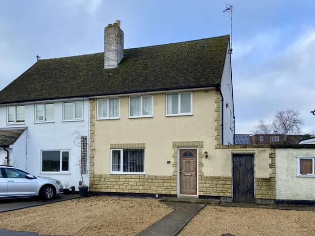 3 Bedroom Semi Detached House