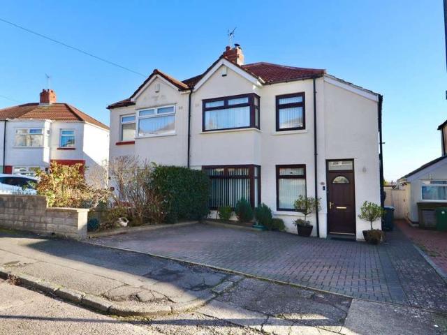 3 Bedroom Semi Detached House