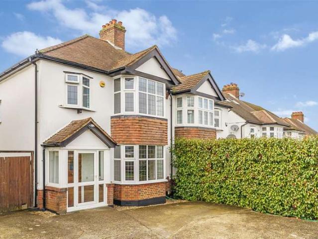 3 Bedroom Semi Detached House