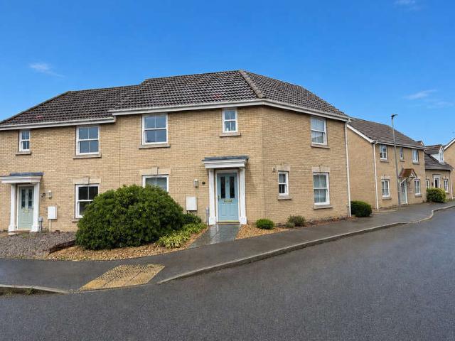 3 Bedroom Semi Detached House