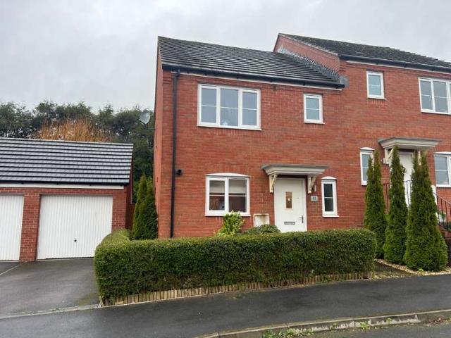 3 Bedroom Semi Detached House