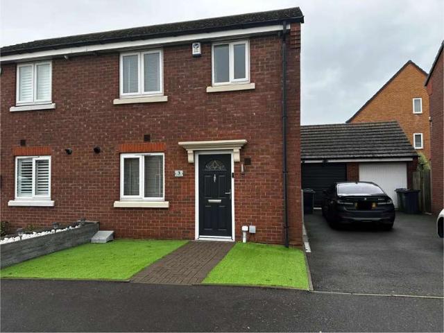 3 Bedroom Semi Detached House