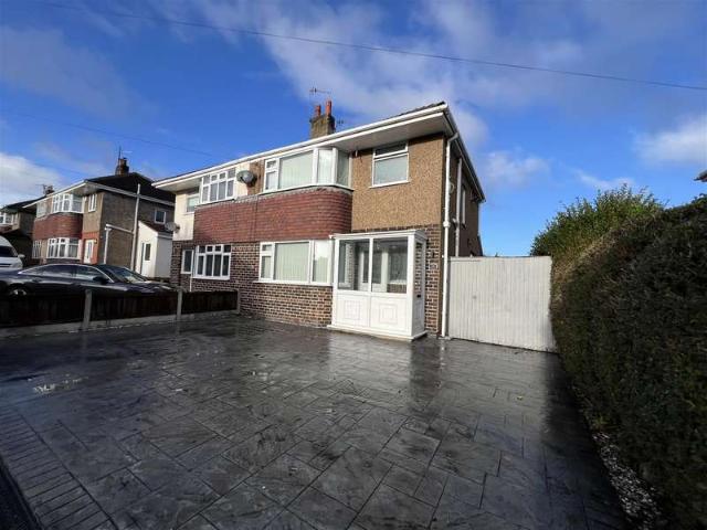 3 Bedroom Semi Detached House