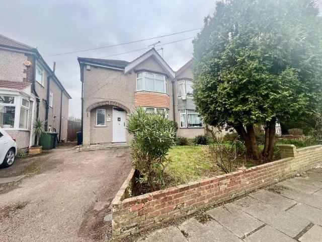 3 Bedroom Semi Detached House