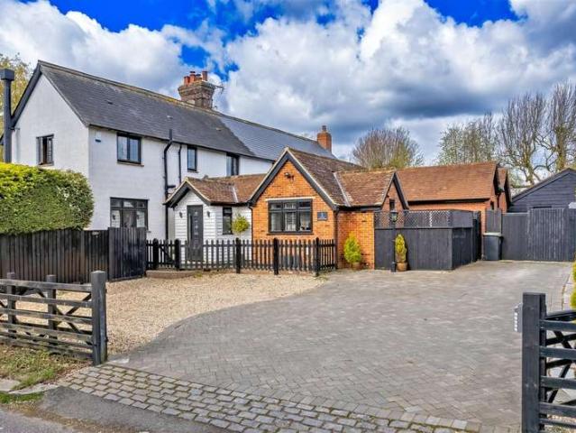 3 Bedroom Semi Detached House