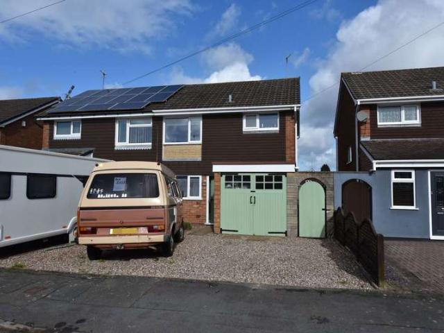 3 Bedroom Semi Detached House