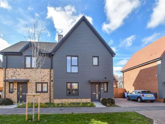 3 Bedroom Semi Detached House