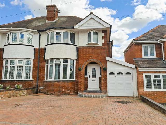 3 Bedroom Semi Detached House