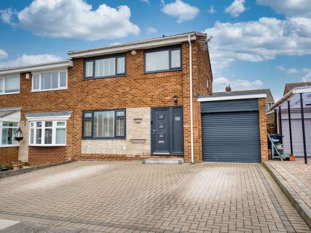 3 Bedroom Semi Detached House