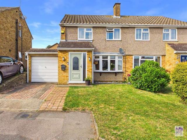 3 Bedroom Semi Detached House