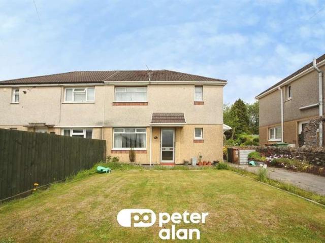 3 Bedroom Semi Detached House