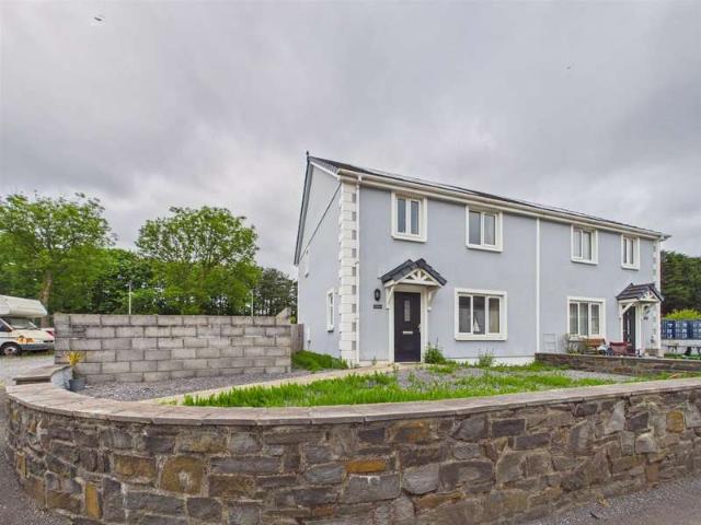 3 Bedroom Semi Detached House